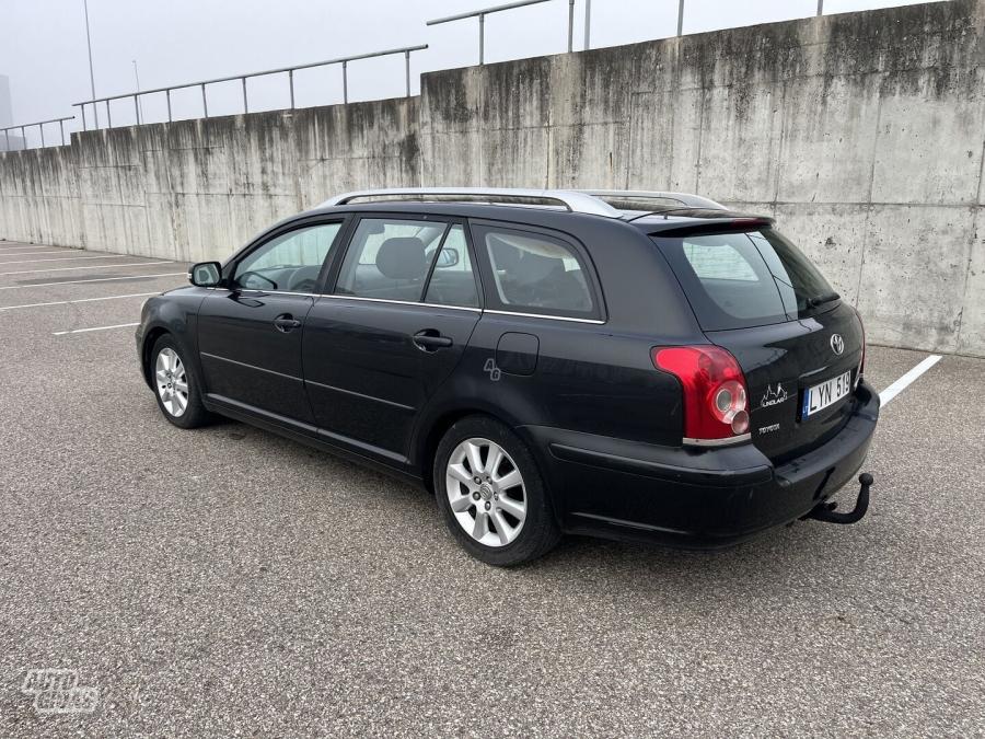 Toyota Avensis 2006 in Vilnius, with an engine capacity of 2.20 L and mileage of 298 thousand km for 1750 €, photo 6 on AUTOMOTO.COM.LV