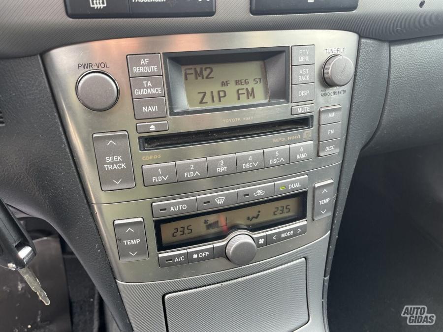 Toyota Avensis 2006 in Vilnius, with an engine capacity of 2.20 L and mileage of 298 thousand km for 1750 €, photo 12 on AUTOMOTO.COM.LV