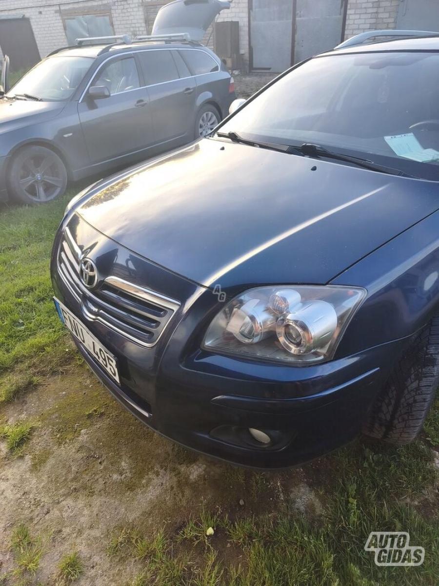 Toyota Avensis 2006 in Akmene, with an engine capacity of 2.20 L and mileage of 286 thousand km for 1400 €, photo 1 on AUTOMOTO.COM.LV