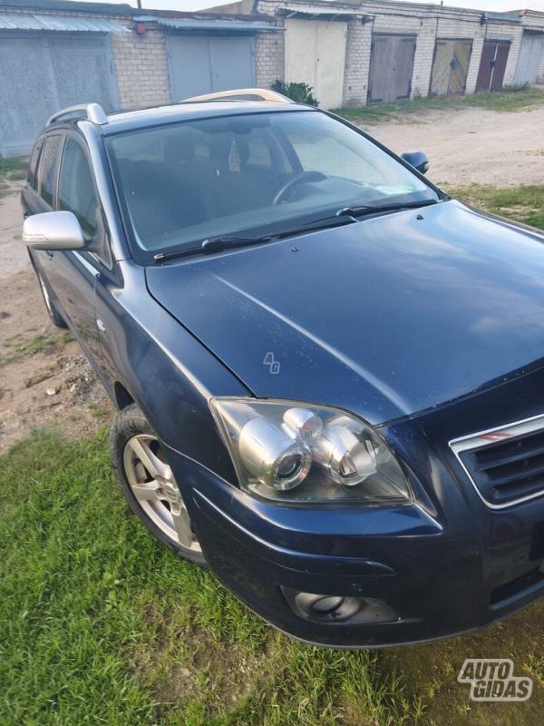 Toyota Avensis 2006 Akmenė, ar dzinēja tilpumu 2.20 L un nobraukumu 286 tūkst. km par 1400 €, foto 8 vietnē AUTOMOTO.COM.LV