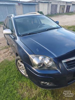 Toyota Avensis 2006 in Akmene, with an engine capacity of 2.20 L and mileage of 286 thousand km for 1400 €, photo 8 on AUTOMOTO.COM.LV