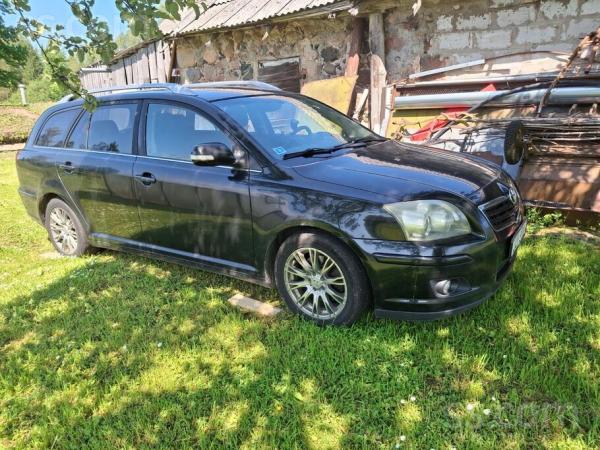 Toyota Avensis 2007 Rīga, ar dzinēja tilpumu 2.20 L un nobraukumu 380 tūkst. km par 2300 €, foto 2 vietnē AUTOMOTO.COM.LV