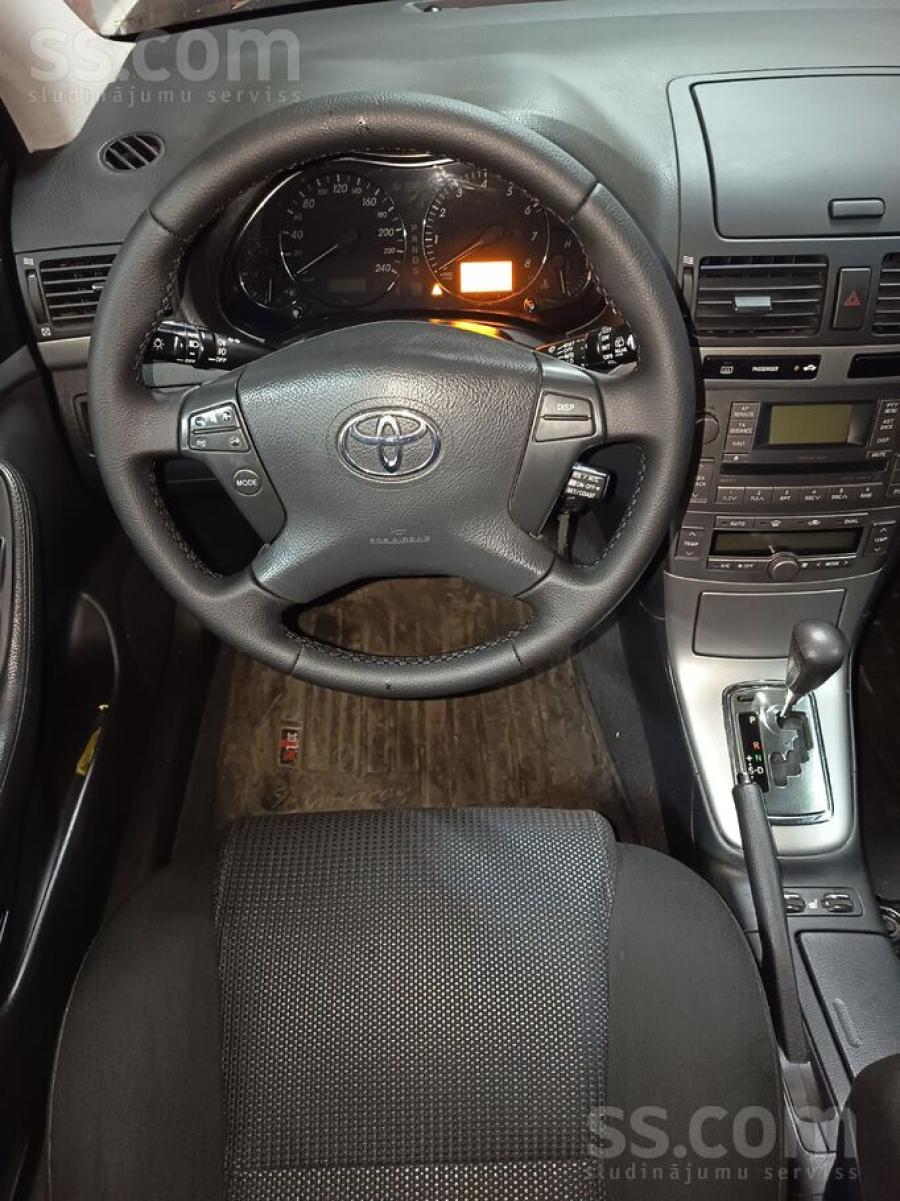 Toyota Avensis 2007 Rīga, ar dzinēja tilpumu 2.40 L un nobraukumu 236 tūkst. km par 3000 €, foto 4 vietnē AUTOMOTO.COM.LV