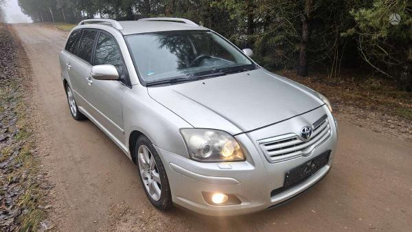 Toyota Avensis 2007 Viļņa, ar dzinēja tilpumu 2.40 L un nobraukumu 257 tūkst. km par 650 €, foto 5 vietnē AUTOMOTO.COM.LV