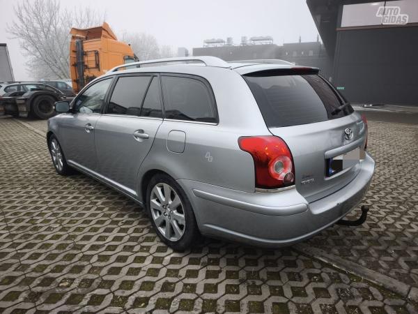 Toyota Avensis 2007 in Vilnius, with an engine capacity of 2.00 L and mileage of 350 thousand km for 1290 €, photo 7 on AUTOMOTO.COM.LV