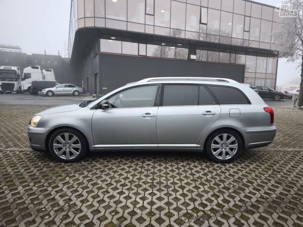 Toyota Avensis 2007 in Vilnius, with an engine capacity of 2.00 L and mileage of 350 thousand km for 1290 €, photo 8 on AUTOMOTO.COM.LV