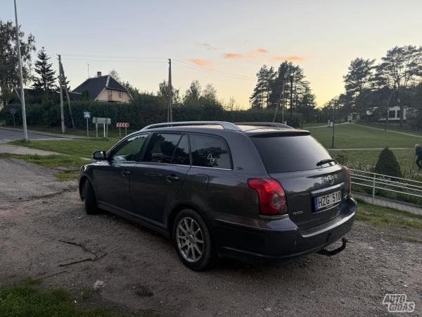 Toyota Avensis 2007 Kauņa, ar dzinēja tilpumu 2.20 L un nobraukumu 300 tūkst. km par 1200 €, foto 4 vietnē AUTOMOTO.COM.LV