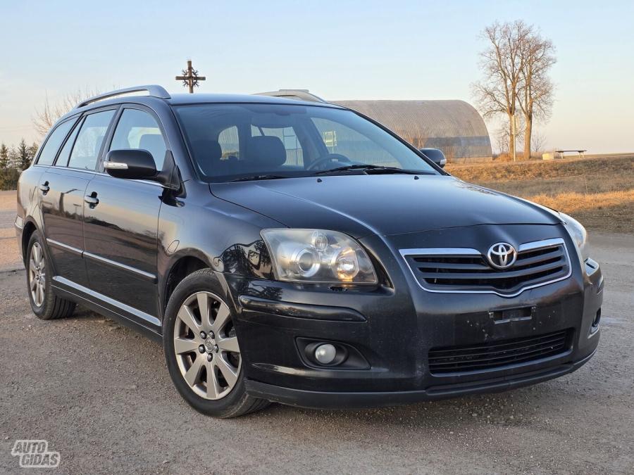 Toyota Avensis 2007 in Ukmerge, with an engine capacity of 2.00 L and mileage of 614 thousand km for 1200 €, photo 2 on AUTOMOTO.COM.LV