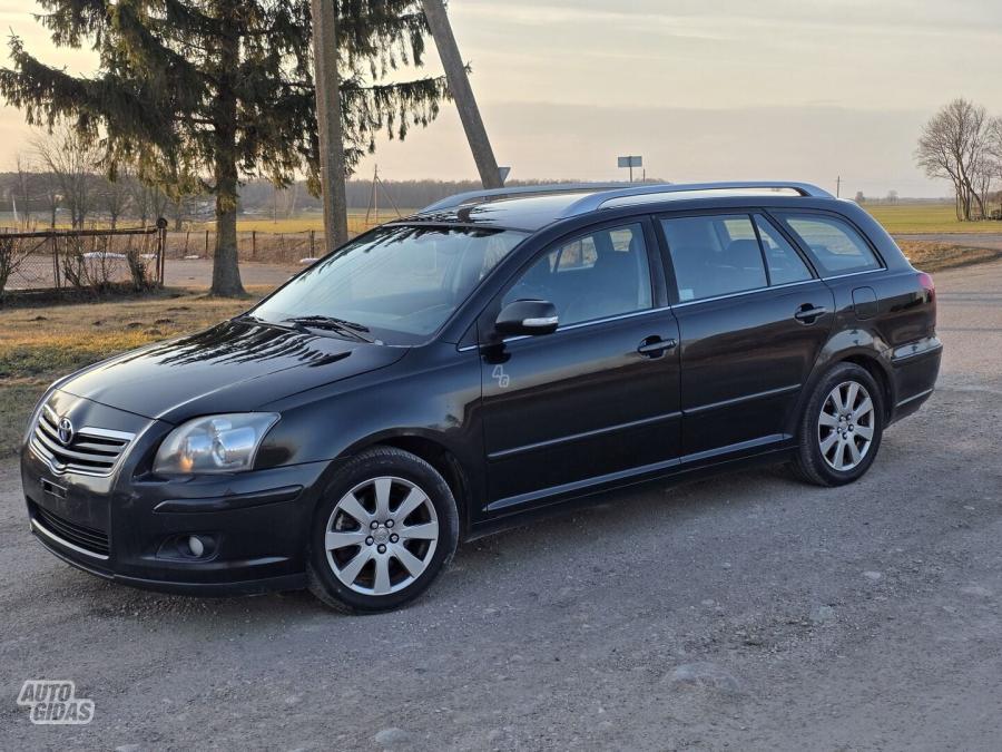 Toyota Avensis 2007 in Ukmerge, with an engine capacity of 2.00 L and mileage of 614 thousand km for 1200 €, photo 5 on AUTOMOTO.COM.LV