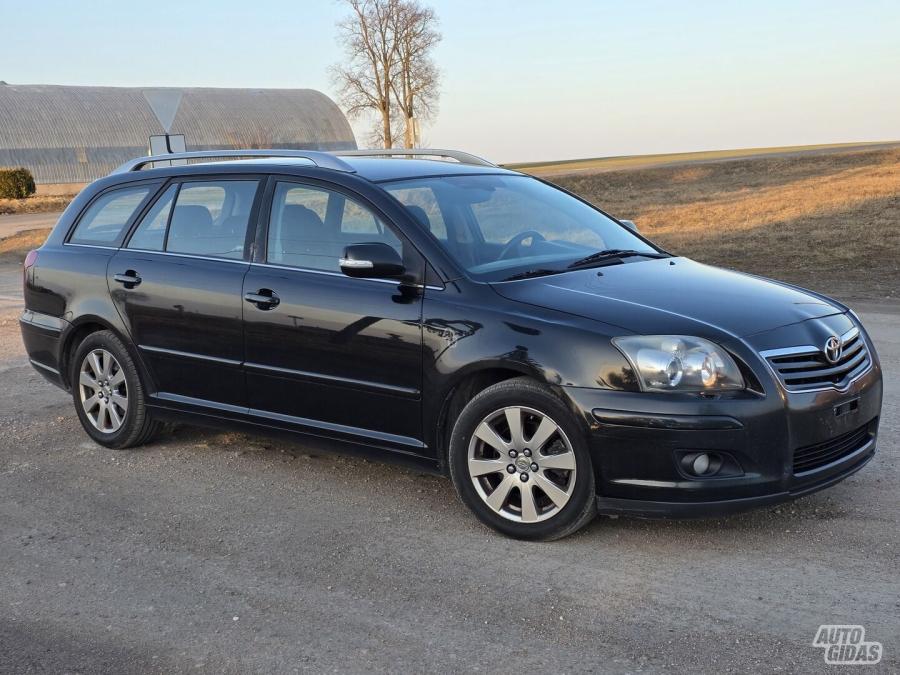 Toyota Avensis 2007 in Ukmerge, with an engine capacity of 2.00 L and mileage of 614 thousand km for 1200 €, photo 6 on AUTOMOTO.COM.LV