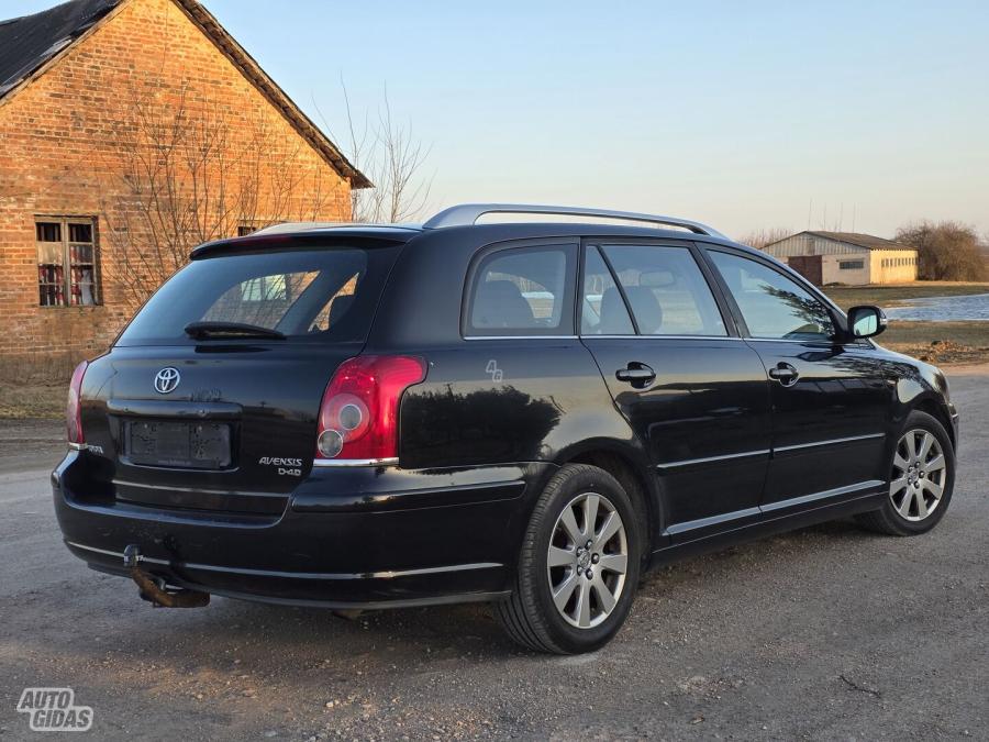 Toyota Avensis 2007 in Ukmerge, with an engine capacity of 2.00 L and mileage of 614 thousand km for 1200 €, photo 7 on AUTOMOTO.COM.LV