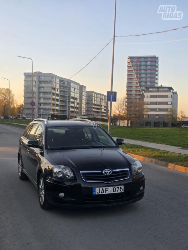 Toyota Avensis 2007 Kauņa, ar dzinēja tilpumu 2.20 L un nobraukumu 427 tūkst. km par 1400 €, foto 2 vietnē AUTOMOTO.COM.LV