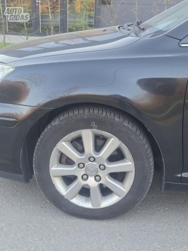 Toyota Avensis 2007 Kauņa, ar dzinēja tilpumu 2.20 L un nobraukumu 427 tūkst. km par 1400 €, foto 5 vietnē AUTOMOTO.COM.LV