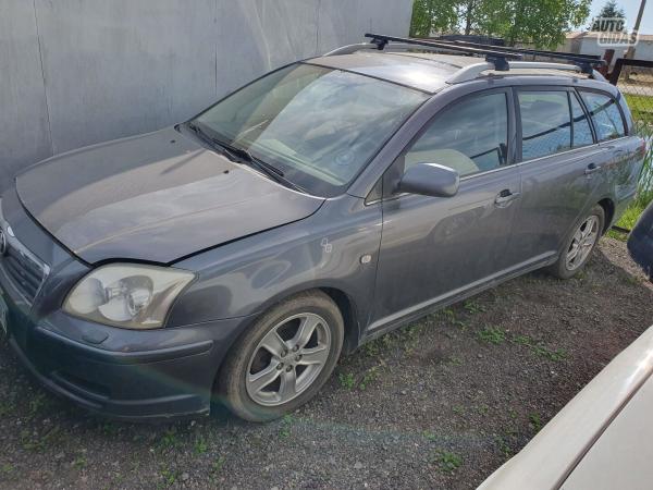 Toyota Avensis 2007 in Siauliai, with an engine capacity of 1.60 L and mileage of 234 thousand km for 850 €, photo 1 on AUTOMOTO.COM.LV