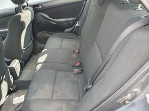 Toyota Avensis 2007 in Siauliai, with an engine capacity of 1.60 L and mileage of 234 thousand km for 850 €, photo 5 on AUTOMOTO.COM.LV