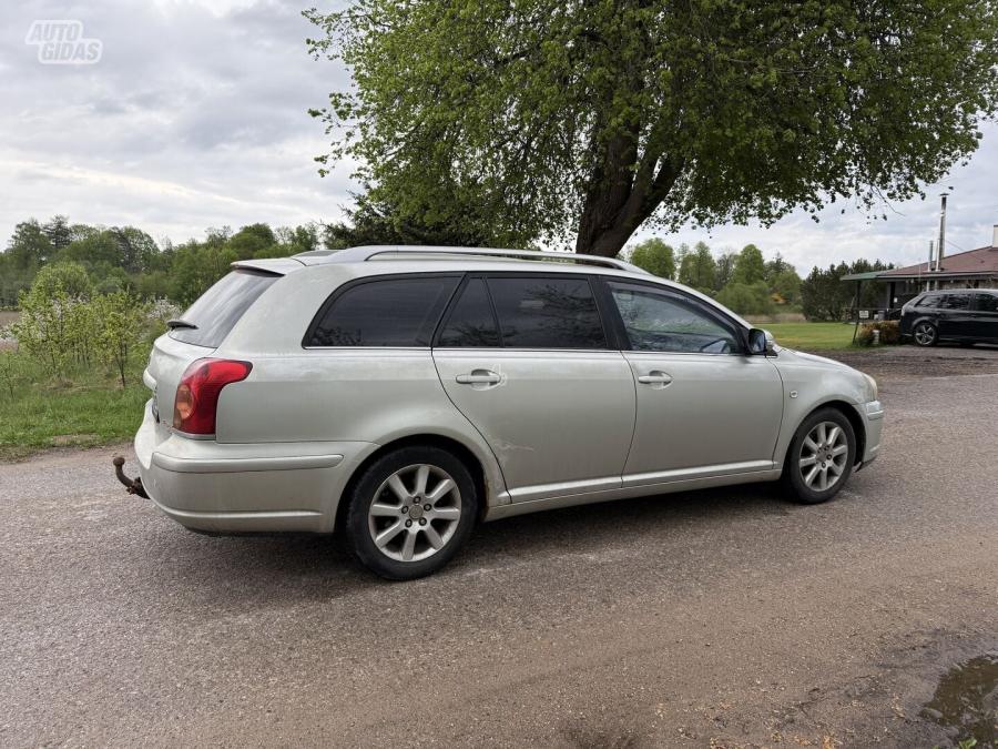 Toyota Avensis 2007 in Vilnius, with an engine capacity of 2.20 L and mileage of 350 thousand km for 850 €, photo 5 on AUTOMOTO.COM.LV