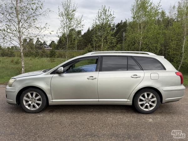 Toyota Avensis 2007 in Vilnius, with an engine capacity of 2.20 L and mileage of 350 thousand km for 850 €, photo 6 on AUTOMOTO.COM.LV