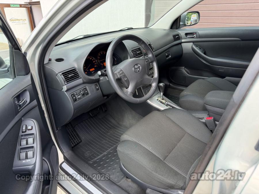Тойота Авенсис 2007 в Выру, объемом двигателя 2.00 л и пробегом 295 тыс. км за 2750 €, фото 6 на AUTOMOTO.COM.LV