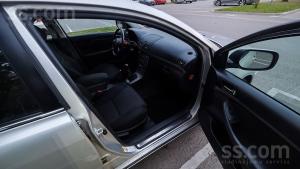 Toyota Avensis 2007 in Riga, with an engine capacity of 2.00 L and mileage of 235 thousand km for 3650 €, photo 18 on AUTOMOTO.COM.LV