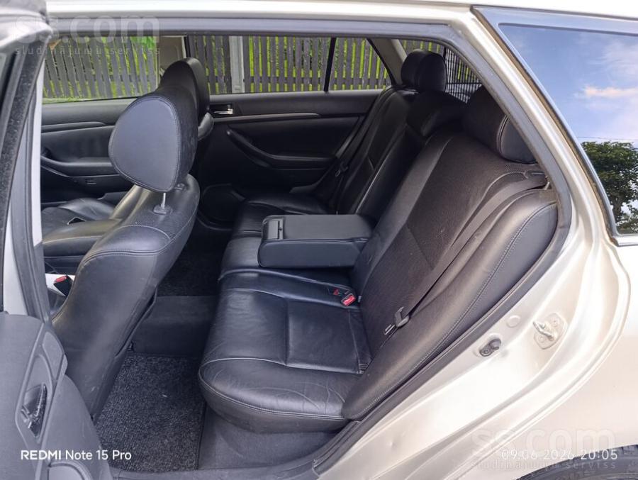Toyota Avensis 2007 in Riga, with an engine capacity of 2.00 L and mileage of 371 thousand km for 1499 €, photo 9 on AUTOMOTO.COM.LV