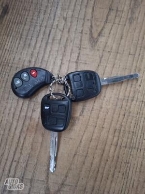 Toyota Avensis 2007 Ukmergė, ar dzinēja tilpumu 2.00 L un nobraukumu 400 tūkst. km par 1200 €, foto 14 vietnē AUTOMOTO.COM.LV