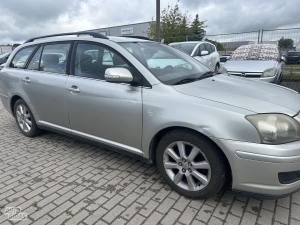 Toyota Avensis 2007 in Marijampole, with an engine capacity of 2.00 L and mileage of 245 thousand km for 800 €, photo 3 on AUTOMOTO.COM.LV
