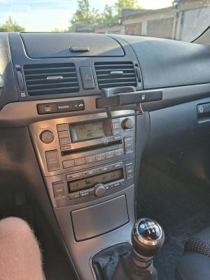 Toyota Avensis 2007 in Siauliai, with an engine capacity of 2.00 L and mileage of 320 thousand km for 2200 €, photo 14 on AUTOMOTO.COM.LV