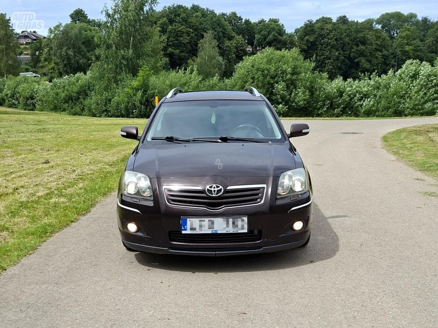 Toyota Avensis 2007 in Siauliai, with an engine capacity of 2.00 L and mileage of 320 thousand km for 2150 €, photo 3 on AUTOMOTO.COM.LV