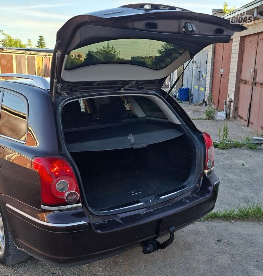Toyota Avensis 2007 in Siauliai, with an engine capacity of 2.00 L and mileage of 320 thousand km for 2150 €, photo 10 on AUTOMOTO.COM.LV