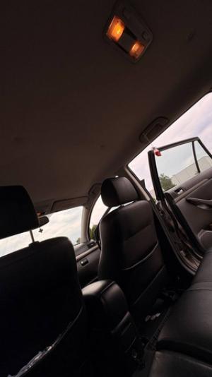 Toyota Avensis 2007 in Tallinn, with an engine capacity of 2.20 L and mileage of 292 thousand km for 2500 €, photo 9 on AUTOMOTO.COM.LV