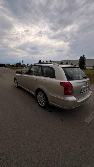 Toyota Avensis 2007 in Tallinn, with an engine capacity of 2.20 L and mileage of 292 thousand km for 2500 €, photo 17 on AUTOMOTO.COM.LV