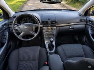 Toyota Avensis 2007 in Vilnius, with an engine capacity of 1.79 L and mileage of 223 thousand km for 1800 €, photo 7 on AUTOMOTO.COM.LV