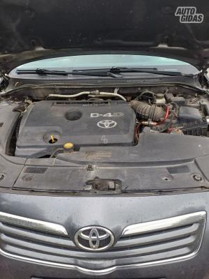 Toyota Avensis 2007 Klaipėda, ar dzinēja tilpumu 2.20 L un nobraukumu 341 tūkst. km par 2000 €, foto 3 vietnē AUTOMOTO.COM.LV