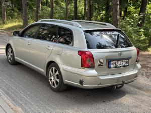Тойота Авенсис 2007 в Укмерге, объемом двигателя 2.00 л и пробегом 388 тыс. км за 650 €, фото 4 на AUTOMOTO.COM.LV