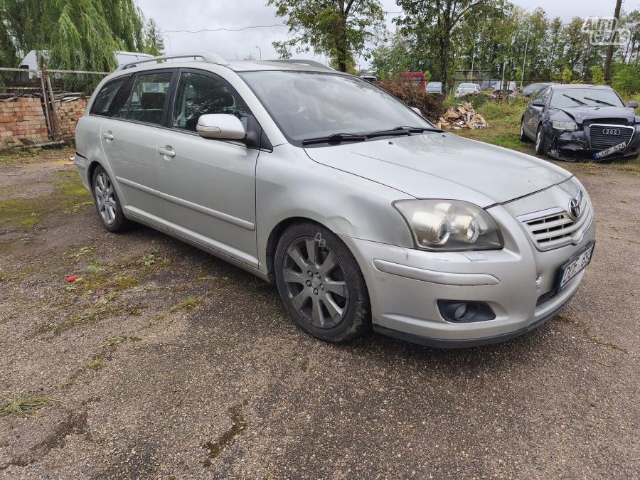 Тойота Авенсис 2007 в Укмерге, объемом двигателя 2.00 л и пробегом 230 тыс. км за 1300 €, фото 3 на AUTOMOTO.COM.LV