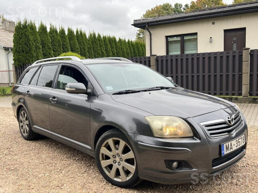 Toyota Avensis 2008 in Riga, with an engine capacity of 2.20 L and mileage of 438 thousand km for 2700 €, photo 2 on AUTOMOTO.COM.LV