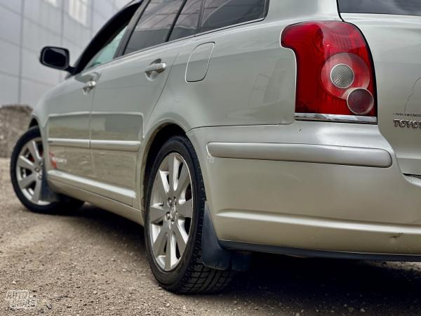 Toyota Avensis 2008 in Vilnius, with an engine capacity of 2.00 L and mileage of 297 thousand km for 2250 €, photo 10 on AUTOMOTO.COM.LV