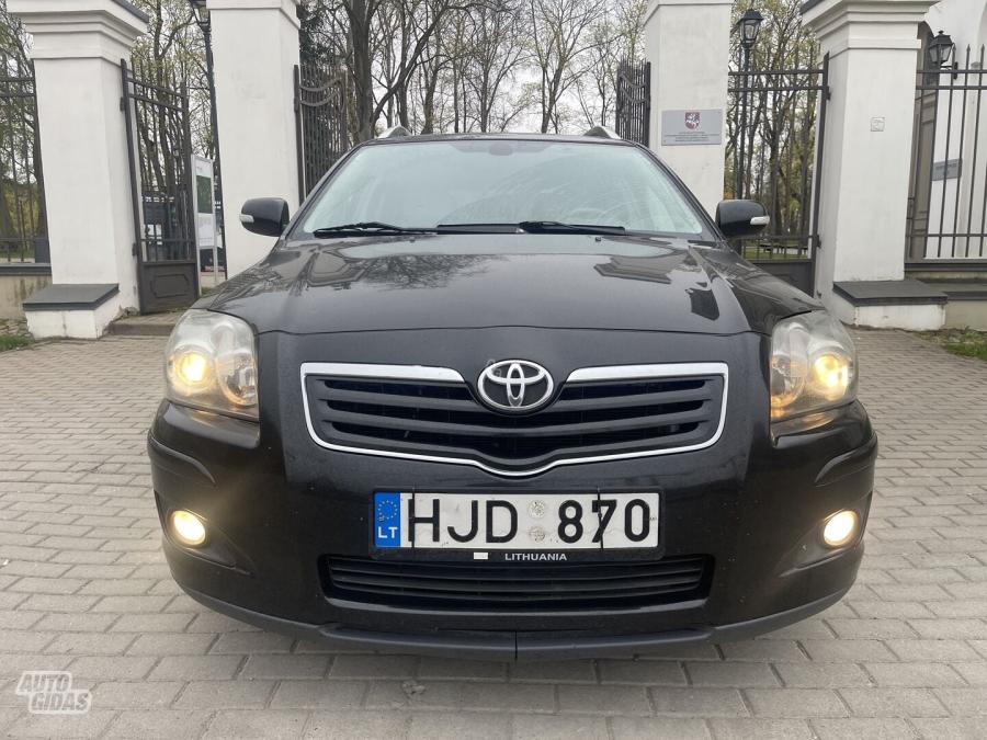 Тойота Авенсис 2008 в Вильнюс, объемом двигателя 2.00 л и пробегом 300 тыс. км за 2000 €, фото 10 на AUTOMOTO.COM.LV