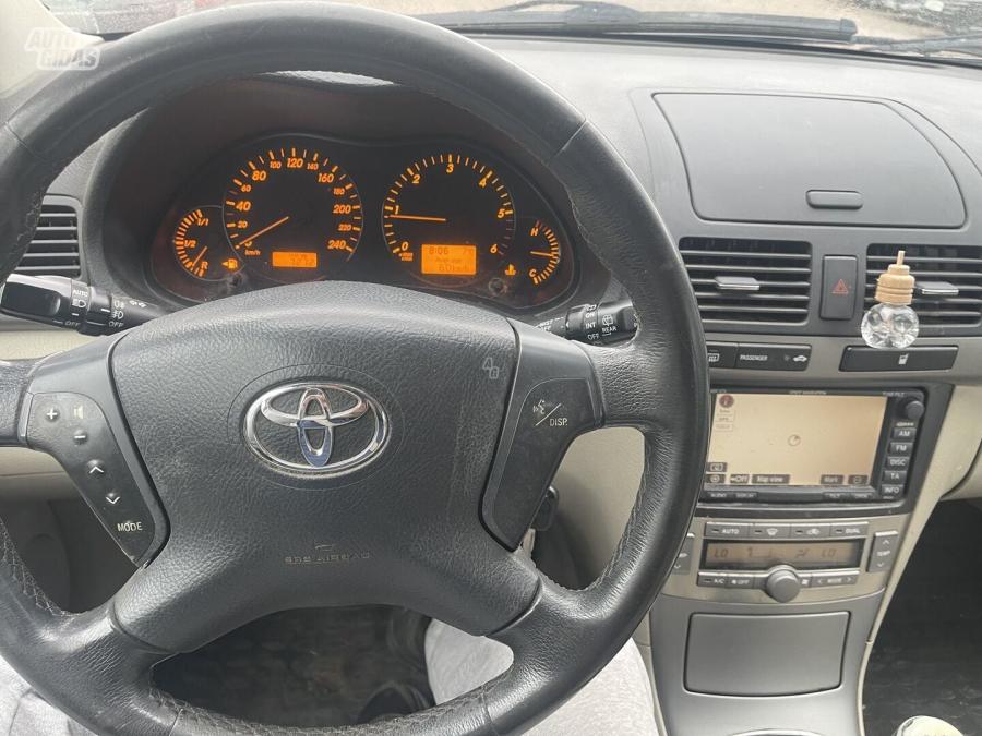 Тойота Авенсис 2008 в Вильнюс, объемом двигателя 2.00 л и пробегом 300 тыс. км за 2000 €, фото 32 на AUTOMOTO.COM.LV