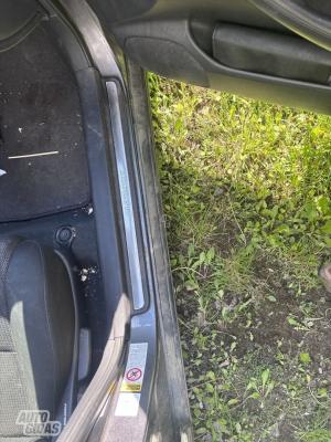 Toyota Avensis 2008 in Vilnius, with an engine capacity of 2.00 L and mileage of 250 thousand km for 1500 €, photo 6 on AUTOMOTO.COM.LV