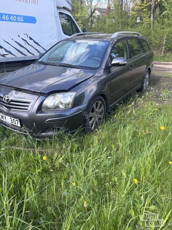 Toyota Avensis 2008 in Vilnius, with an engine capacity of 2.00 L and mileage of 250 thousand km for 1500 €, photo 6 on AUTOMOTO.COM.LV
