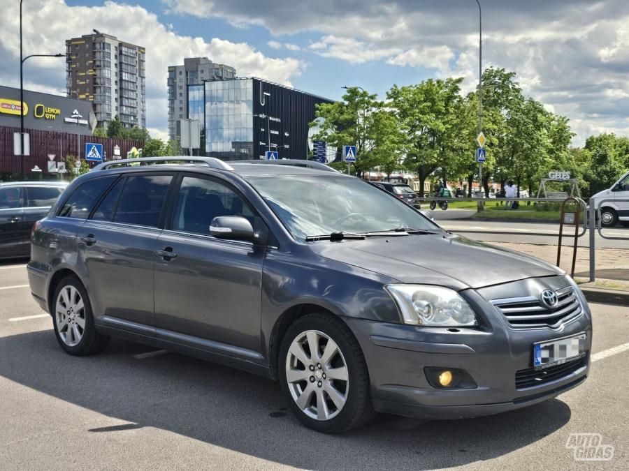 Toyota Avensis 2008 in Vilnius, with an engine capacity of 2.00 L and mileage of 429 thousand km for 650 €, photo 1 on AUTOMOTO.COM.LV