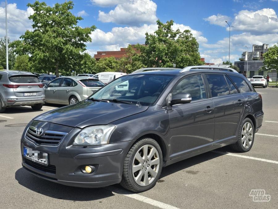 Toyota Avensis 2008 in Vilnius, with an engine capacity of 2.00 L and mileage of 429 thousand km for 650 €, photo 3 on AUTOMOTO.COM.LV