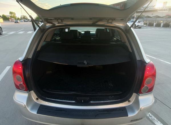 Toyota Avensis 2008 Viļņa, ar dzinēja tilpumu 2.20 L un nobraukumu 300 tūkst. km par 2250 €, foto 6 vietnē AUTOMOTO.COM.LV