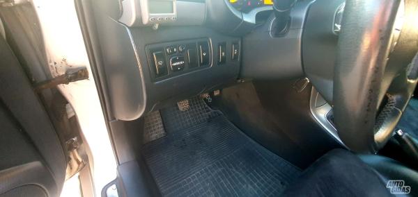 Toyota Avensis 2008 Viļņa, ar dzinēja tilpumu 2.20 L un nobraukumu 300 tūkst. km par 2250 €, foto 10 vietnē AUTOMOTO.COM.LV