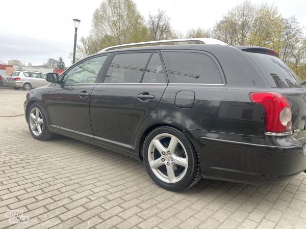 Тойота Авенсис 2008 в Вильнюс, объемом двигателя 2.00 л и пробегом 300 тыс. км за 1750 €, фото 3 на AUTOMOTO.COM.LV