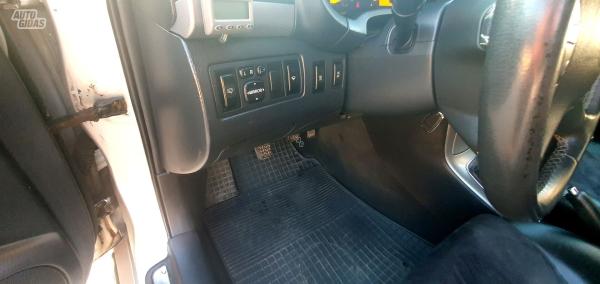 Toyota Avensis 2008 in Vilnius, with an engine capacity of 2.20 L and mileage of 300 thousand km for 1850 €, photo 7 on AUTOMOTO.COM.LV