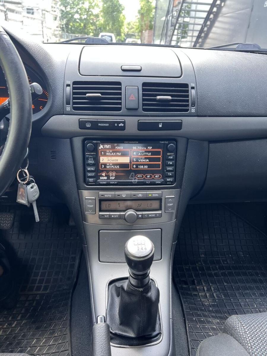 Toyota Avensis 2008 Klaipėda, ar dzinēja tilpumu 2.00 L un nobraukumu 245 tūkst. km par 1300 €, foto 7 vietnē AUTOMOTO.COM.LV