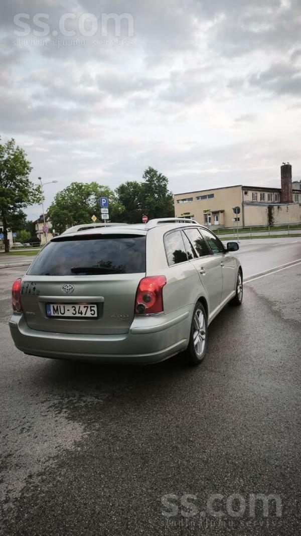 Toyota Avensis 2008 in Valmiera, with an engine capacity of 2.00 L and mileage of 244 thousand km for 1800 €, photo 3 on AUTOMOTO.COM.LV