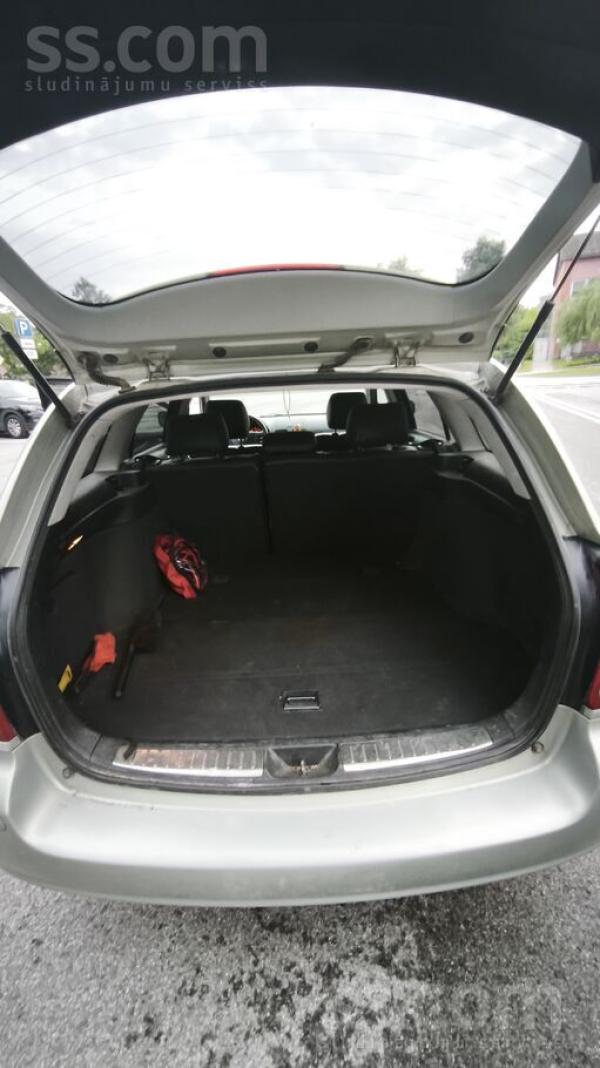 Toyota Avensis 2008 in Valmiera, with an engine capacity of 2.00 L and mileage of 244 thousand km for 1800 €, photo 8 on AUTOMOTO.COM.LV